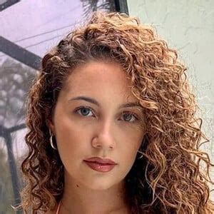 Solange Diaz - Age, Family, Bio | Famous Birthdays