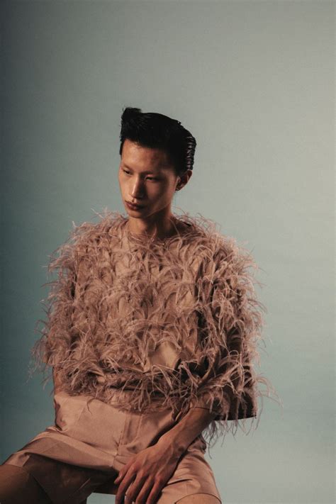 BRAVE MODELS - WANG LANGQI