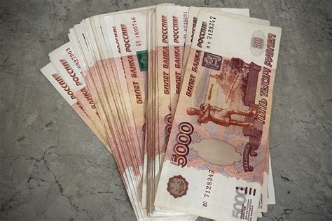 В 2022 году средняя зарплата в Рязанской области составила 45,3 тысячи ...