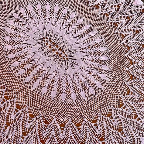 Скатерть овальная крючком, Сакура | Crochet tablecloth, Crochet ...