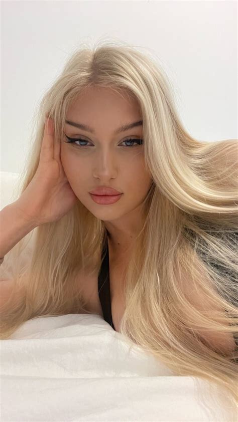 Pin by Laura Paes on fotos p imvu | Pretty blonde hair, Blonde hair ...