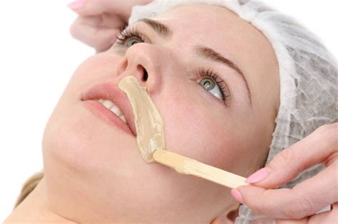 Flawless Skin: The Ultimate Guide to Chin Waxing