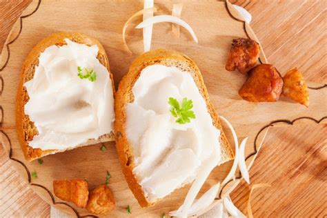 Намазка из сала – простой и вкусный рецепт, как приготовить пошагово