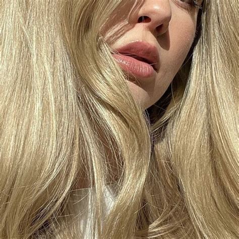 Pin by fran on lit. —> falling kingdoms | Long hair styles, Blonde girl ...