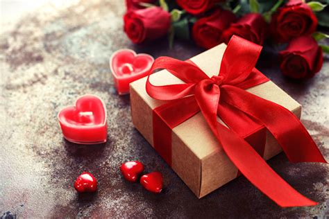 Что подарить лучшей подруге на 14 февраля? — Галерея интерьеров