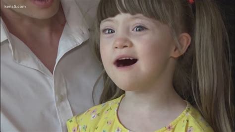 5-year-old girl with Down syndrome wins hearts with song | kiiitv.com