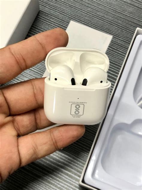 Airpods 5 at Rs 1150/piece | New Items in Surat | ID: 23821318755
