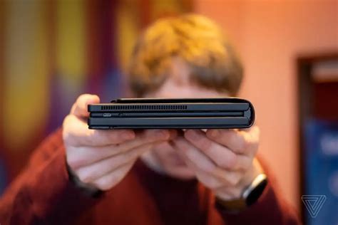 Первый в мире складной ПК Lenovo ThinkPad X1 складной ноутбук + планшет ...