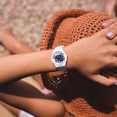 Наручные часы Swatch — купить часы Свотч на официальном сайте интернет ...