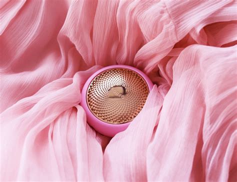 FOREO UFO Smart Face Mask — Gadget Flow