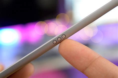 What is Smart Connector? What stands out?