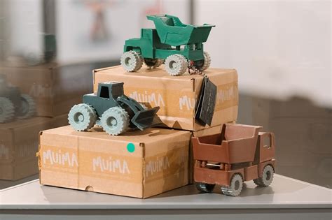 В Новой Третьяковке открылась выставка о переработке — «Фантастик Пластик»