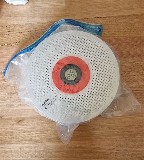 Universal silica gel container with Hygrometer by Kooshall - MakerWorld