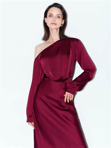 Атласное платье миди с лифом на одно плечо :: LICHI - Online fashion store