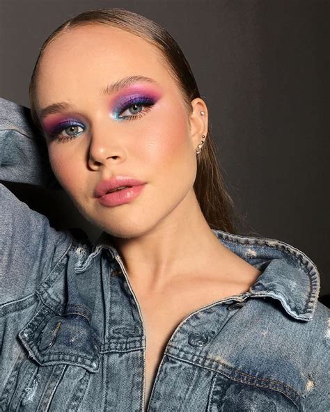 Pin von Alesia 🎀 auf makeup