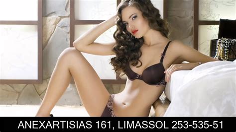 Dimanche S.r.l. - Fashion Collections 2011-2012 Dimanche Lingerie ...