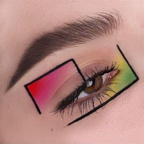 макияж со стрелками | Creative eye makeup, Eye makeup art, Eye makeup