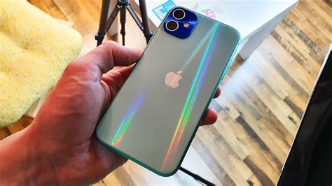 НОВАЯ ПЛЕНКА НА IPHONE 11 С ЭФФЕКТОМ РАДУГИ! - YouTube