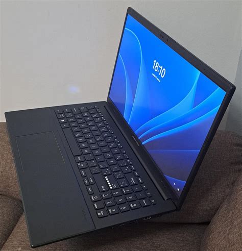 Výkonný notebook ASUS Vivobook Go 15, E1504G, 8/128 GB | Aukro