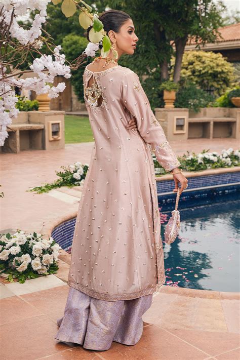 Fatima Khan Official | Izna