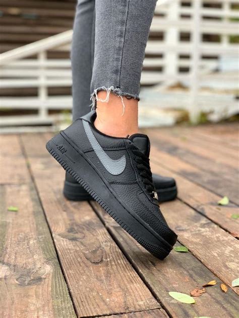 Зимние женские, мужские кроссовки nike air force 1 черные (найк аир ...