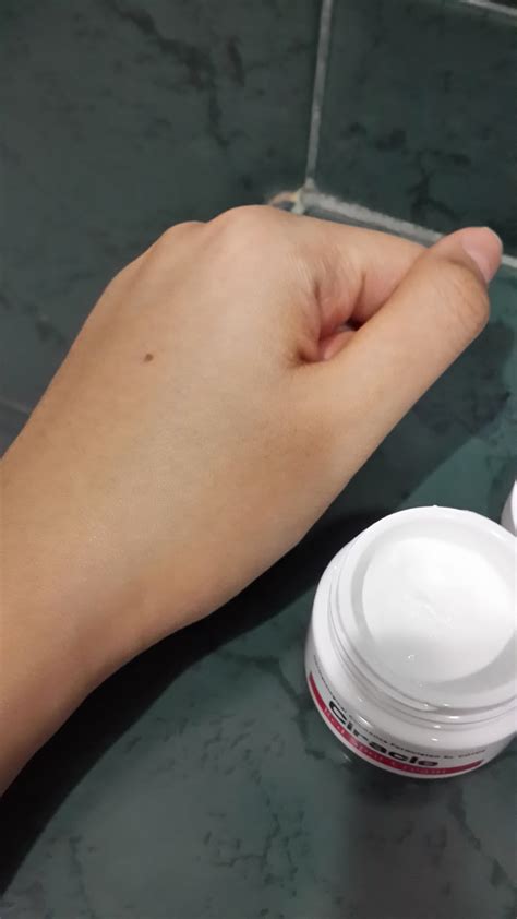 Women's stuff: REVIEW : Ciracle Red Spot Healing cream