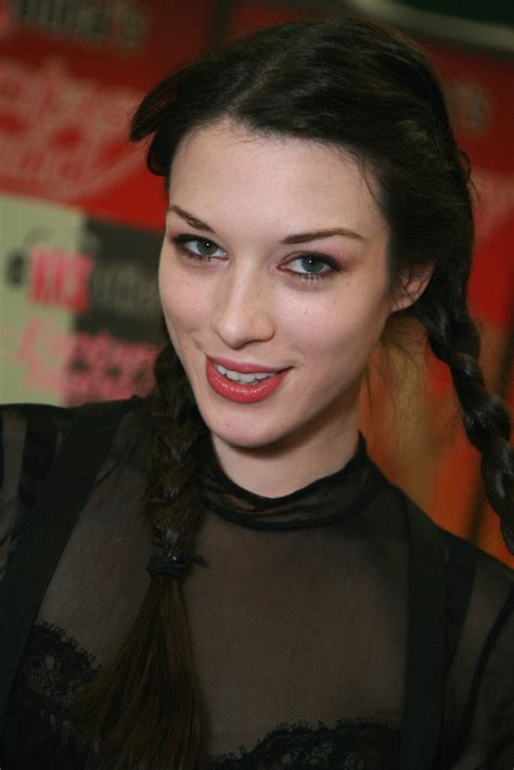 Faces: Stoya - 15 June 1986