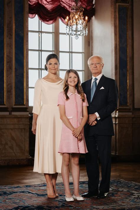 Prinzessin Estelle: Die Bilder ihrer süßesten Looks | GALA.de