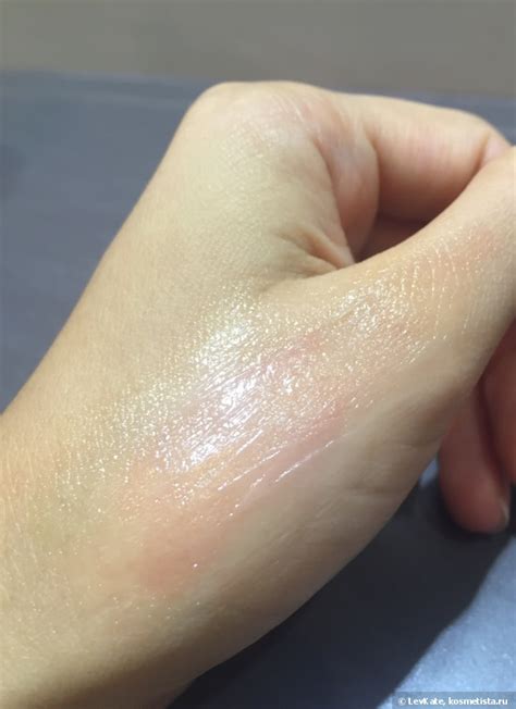 Кожа рук под надежной защитой Крема-барьера La Roche Posay Cicaplast ...