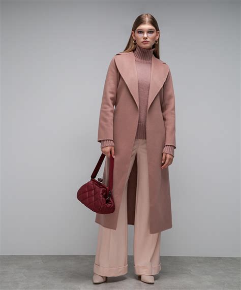 Max Mara - Розовое пальто Poldo из шерсти POLDO купить в Symbol