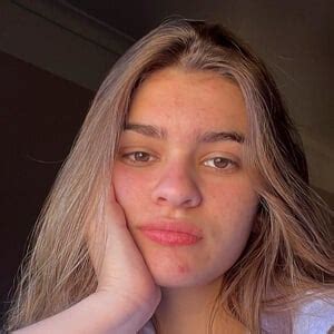 Tety Vlogs (TikTok Star) - Age, Birthday, Bio, Facts, Family, Net Worth ...