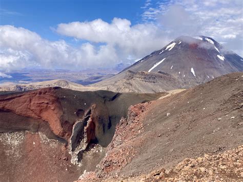 That's one hot volcano right there... : r/dontputyourdickinthat