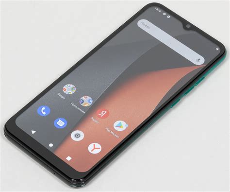 Обзор бюджетного смартфона BQ 6645L Element со съемной батареей
