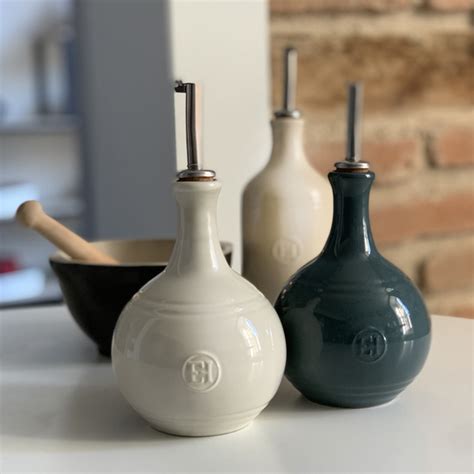 Бутылка для уксуса Emile Henry Kitchen Tools 0,4 л, 10,4 см голубая ...