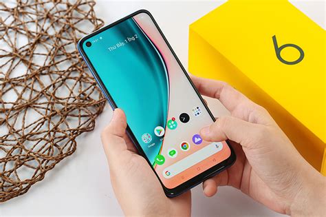 Realme 6 (4GB/128GB) - Chính hãng, trả góp