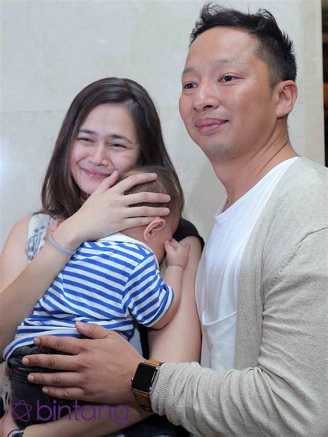 Bukan Ayah atau Papa, Ini Panggilan Bjorka untuk Ringgo Agus - Entertainment Fimela.com