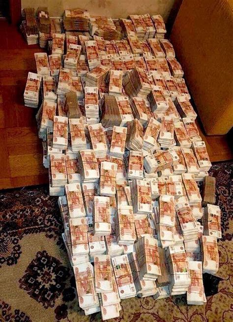 лёгкая подработка | Montones de dinero, Fajos de billetes, Imagenes de ...