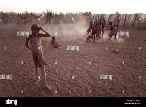 Himba tribe in Namibia Stock Photo - Alamy