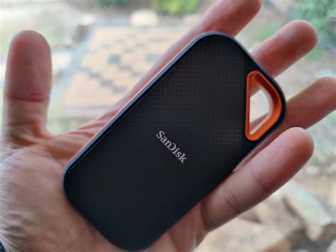 Sandisk Extreme PRO V2 Portable SSD review - Small, light, rugged and ...