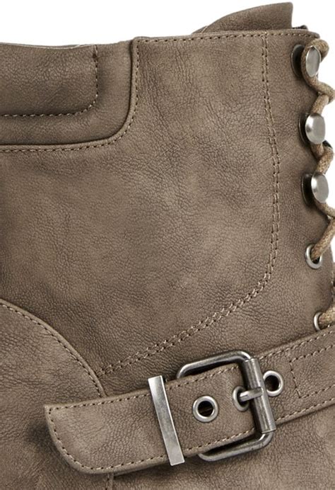 Landree in Landree - Get great deals at JustFab