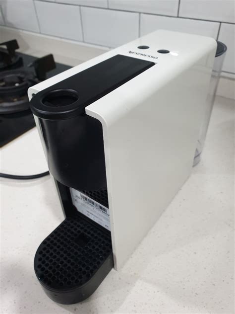 Nespresso Essenza Mini C30, TV & Home Appliances, Other Home Appliances ...