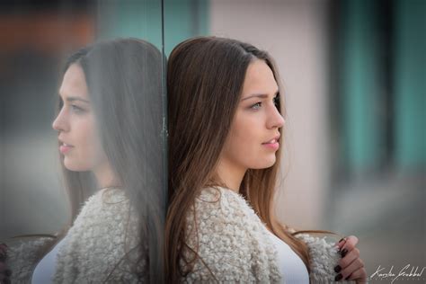 fabienne Foto & Bild | portrait, portrait frauen, outdoor Bilder auf ...