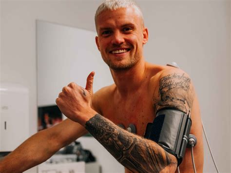 Philipp Max becomes an Eagle - Eintracht Frankfurt Pros