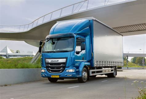 DAF presenta un gran número de innovaciones en el LF | Novologistica.com