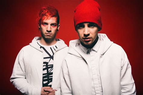Twenty One Pilots — цитаты из песен: 35 цитат