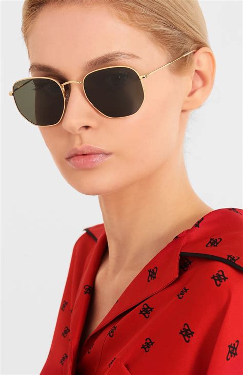 Женские зеленые солнцезащитные очки RAY-BAN купить в интернет-магазине ...