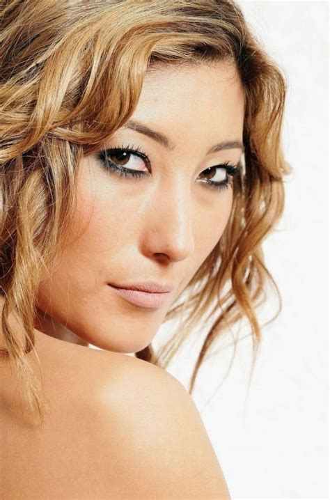 Dichen Lachman | Dichen lachman, Show beauty, Actresses