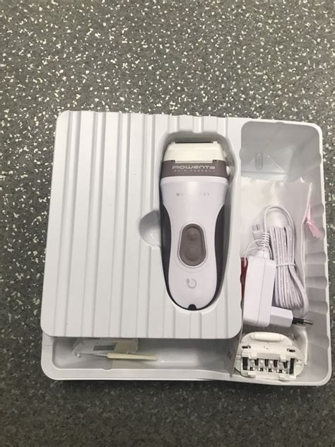 Epilátor ROWENTA EP8060F0 Skin Respect Premium Care 1490 Kč