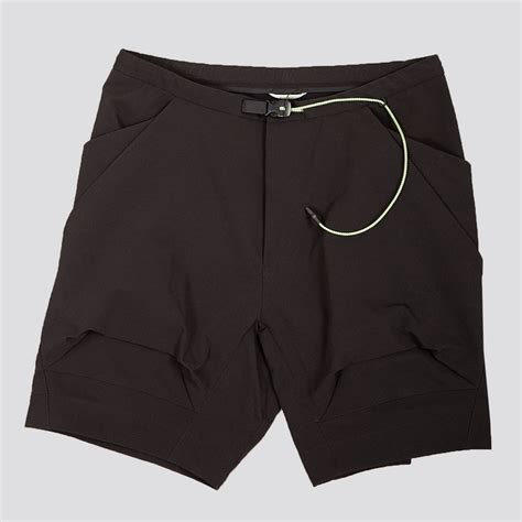 ARYS Store - Multi-Brand Store für den urbanen Alltag