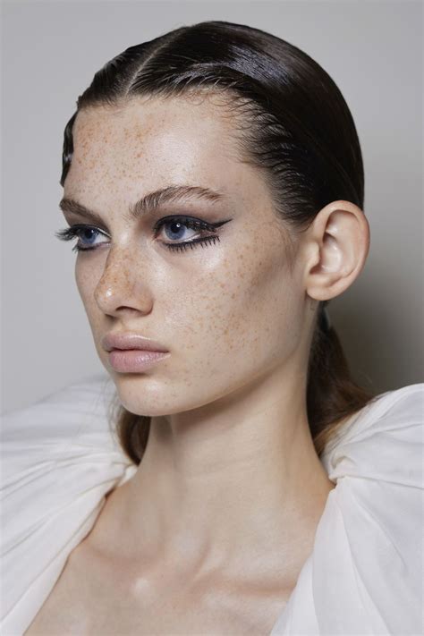 Tendenze make-up, la BB cream anti-età più amata | Elle